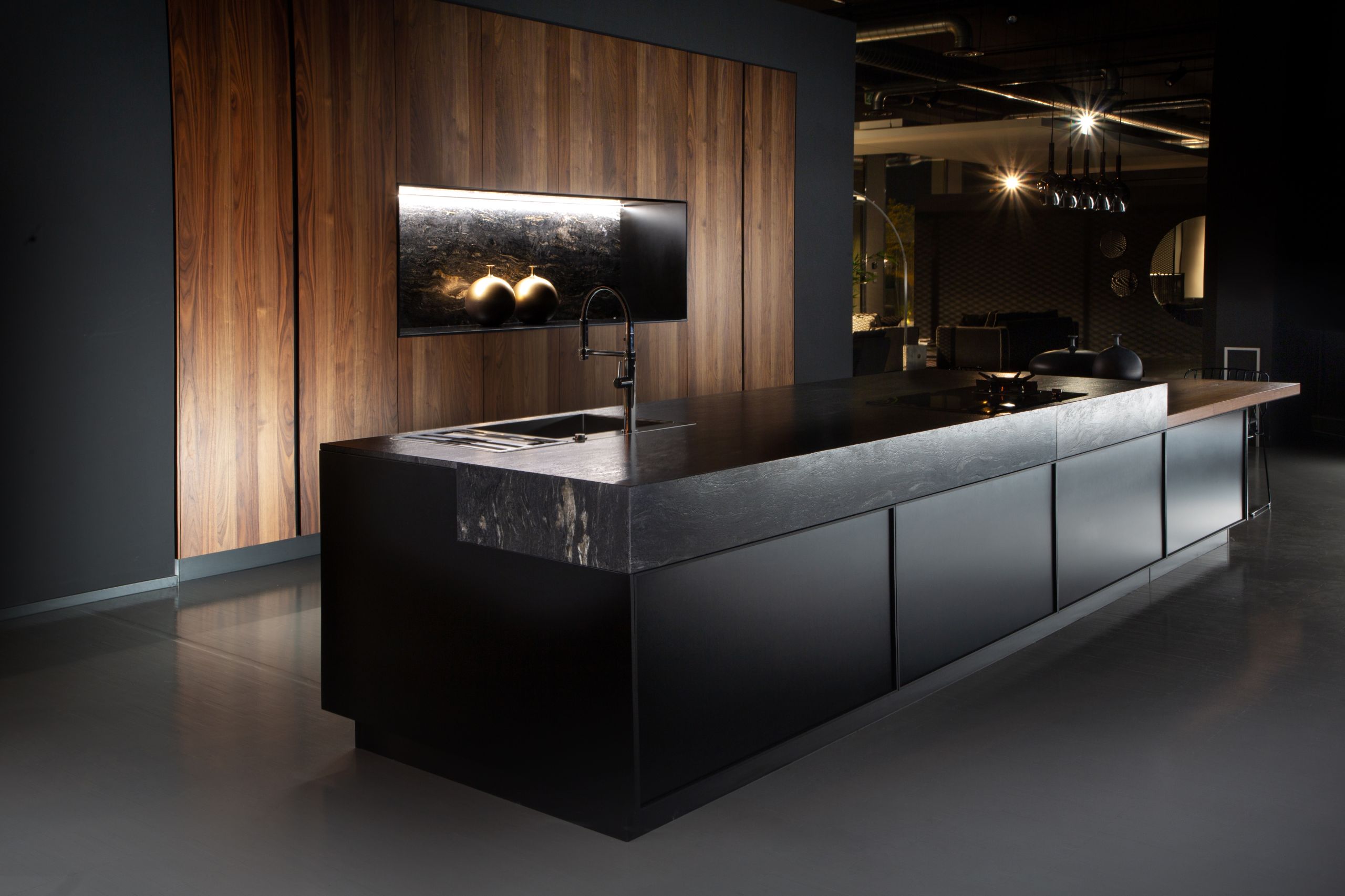 Kitchens with peninsula and table: creative ideas for you | Primopiano ...